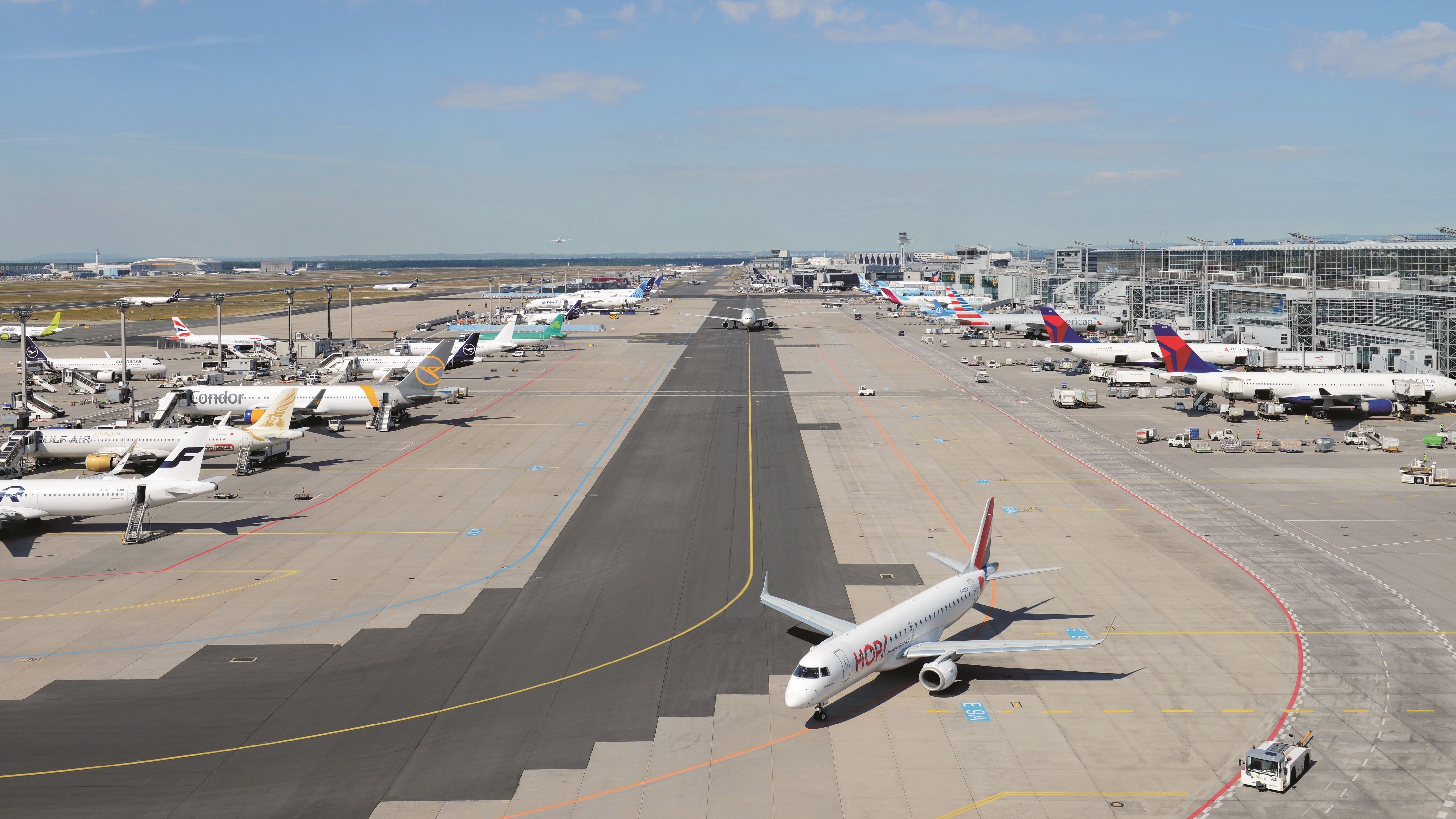 Fraport-Verkehrszahlen im Juni 2023: Erstmals wieder mehr als 200.000 Fluggäste am Tag in Frankfurt